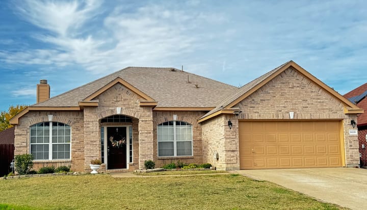 Spacious, Family-friendly Home! Free Cancelation - Grand Prairie