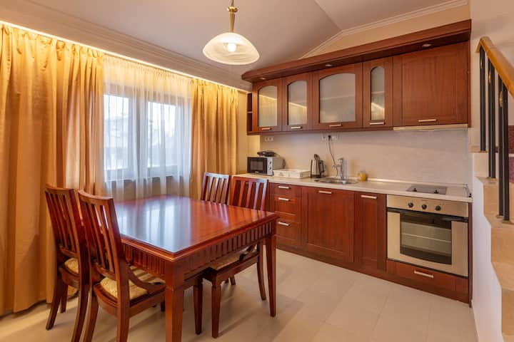 Three Bedroom Big Modern Apartment - Bansko