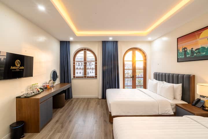 Anston Castle Sunset Town (Family Room) - Phú Quốc