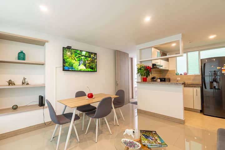 Escape To A Comfortable And Stylish Place - Colombia