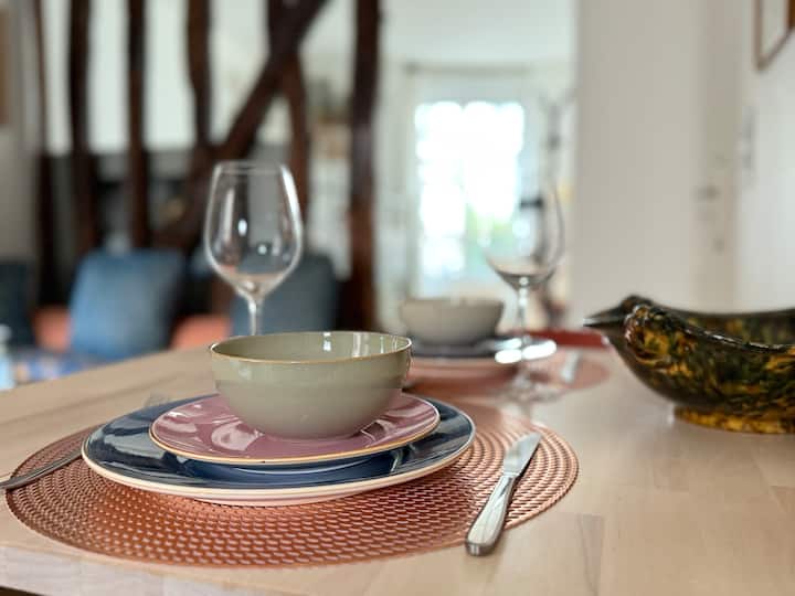 Cosy Studio Au Cœur Du Village Ramey Montmartre - Párizs