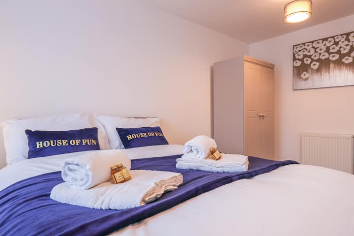 Charming 4bed Home In Chichester - Chichester