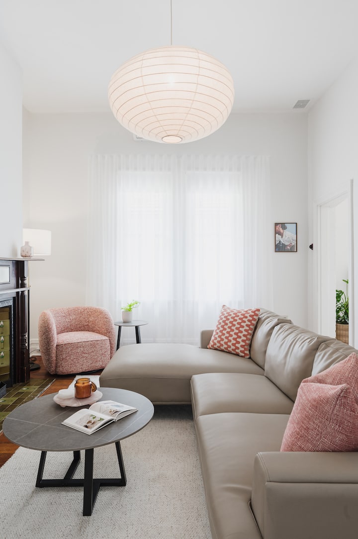 Renovated Parkside Terrace 
Walk To Cafés - Western Australia