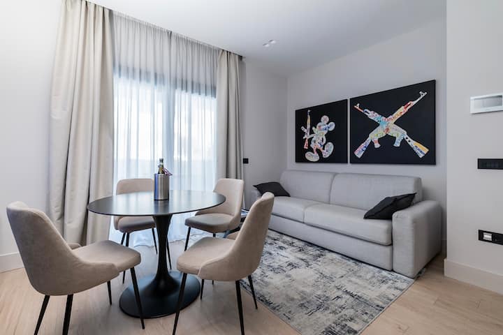 Olbia 2br + 2 Terraces | Private Garden + Parking - Olbia