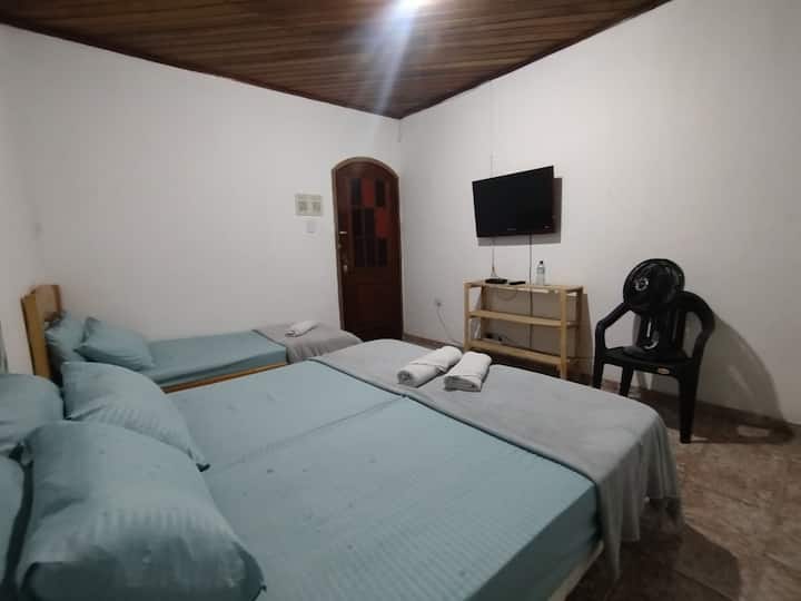 Pousada Itaquaquecetuba Quarto 2 - Suzano