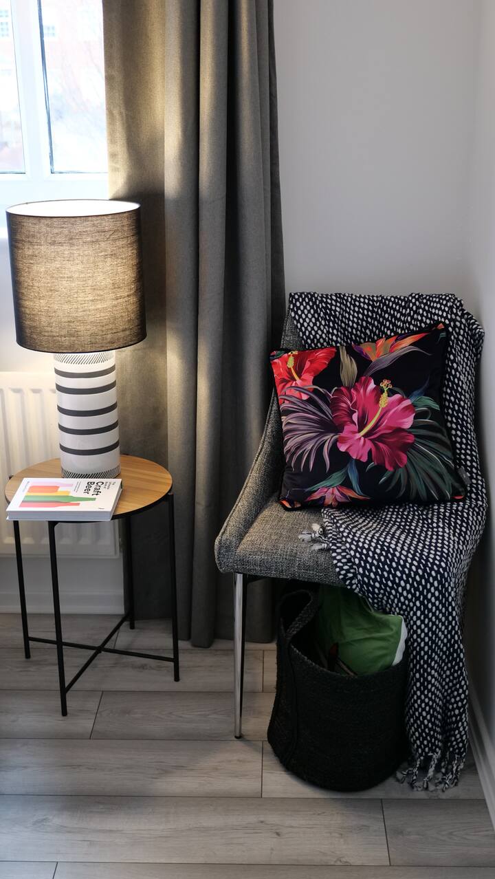 Tranquil Urban Haven | 10mins | Orbital Retail Pk - Cirencester