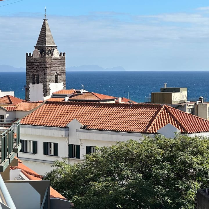 Kosmos.elements - Monte