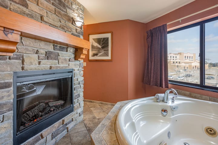 Cozy Studio Condo With H20 Park! - Wisconsin Dells, WI