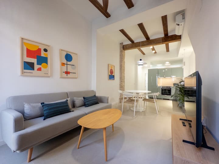 New Apartment Near The Beach - Valencia
