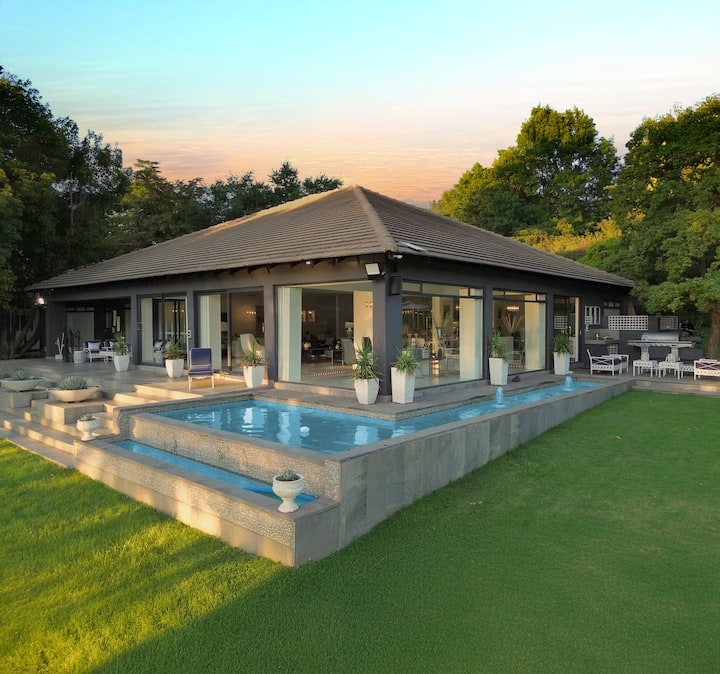 Vaal River Luxury Villa - Vanderbijlpark