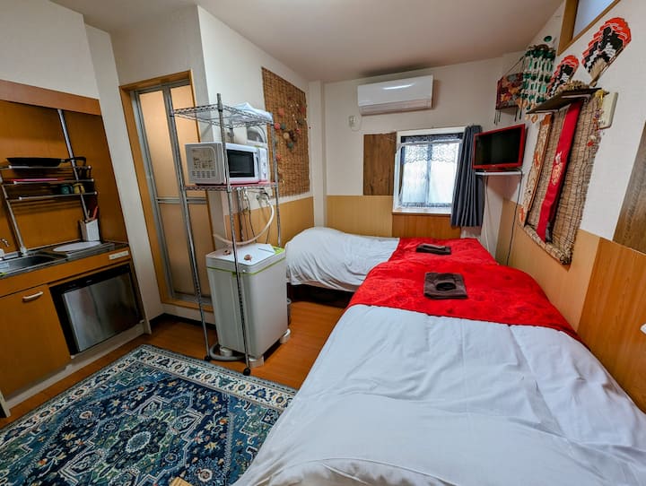 Twin Room 1 Stop Shinjyuku - Shinjuku Station