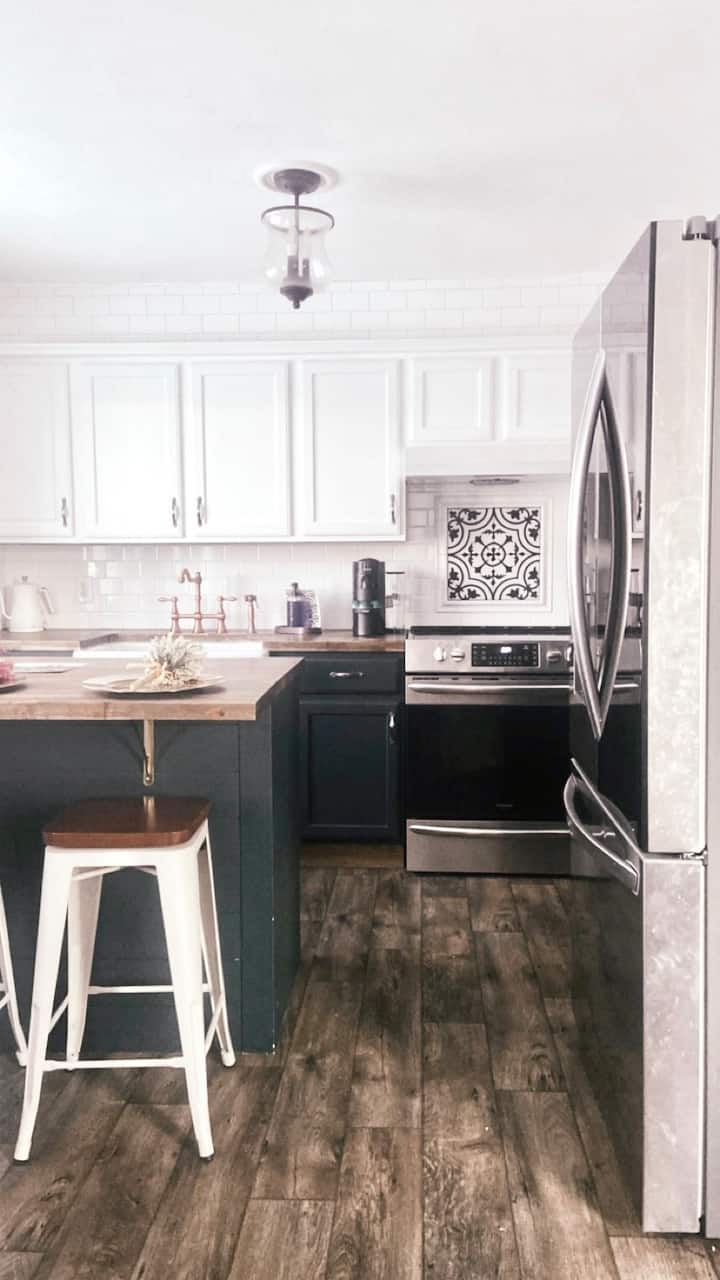 Historic Duplex, Cozy Comfort, Attentive Host! - Fairbanks, AK