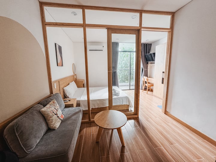 1 Bedrooms Apartment, Balcony, Beachside - Da Nang