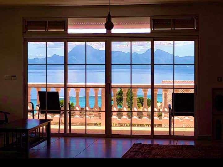 T2 Dans Grande Villa Privée - Tahiti