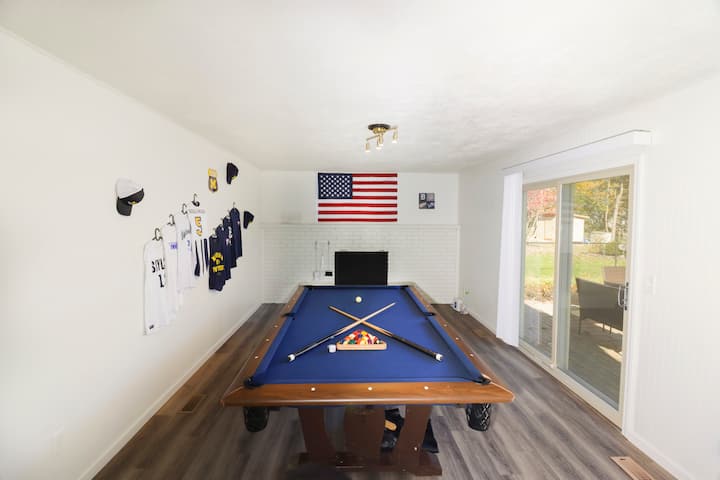 Ann Arbor's Nostalgic Home - Ann Arbor, MI