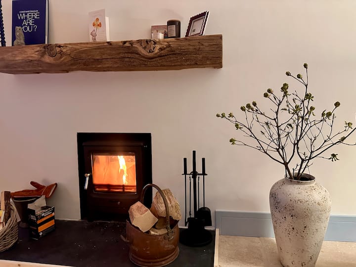 Romantic Hillside Cottage Dogfriendly Little Haven - Little Haven