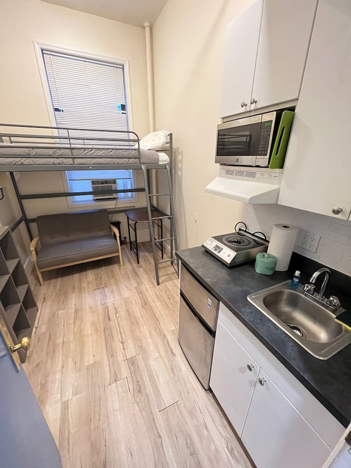 Shared Bathroom Tiny Single Chelsea Studio #3104 - New York