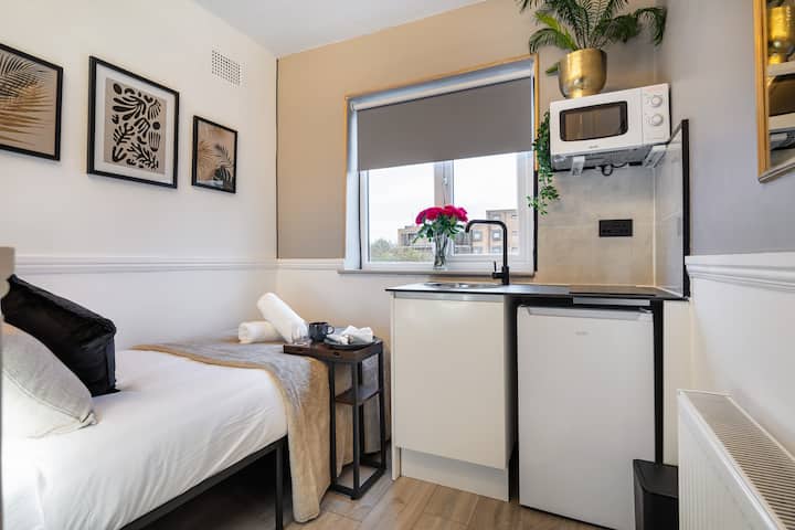 85.6 - Compact Boutique Micro Apt - Single - Londres