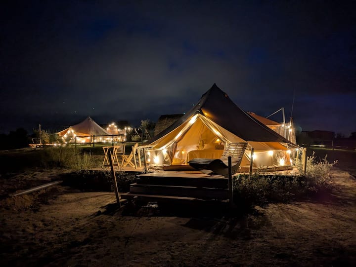Glamping Unalome Con Cocina-baño Y Jacuzzi Privado - Aldea del Fresno