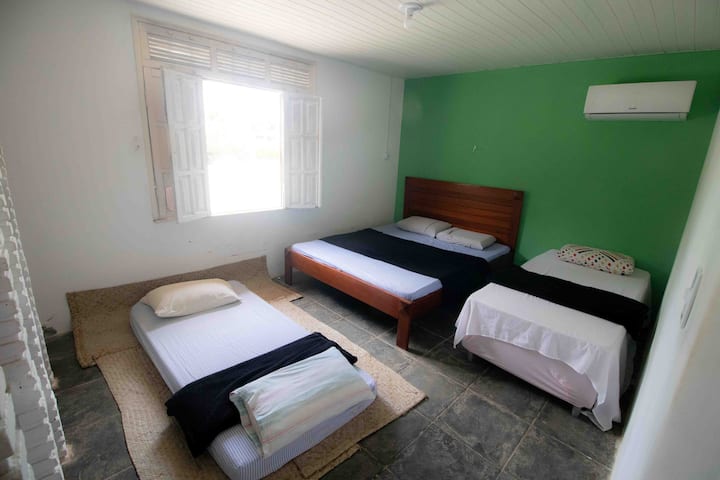 Quarto Com Ar Em Ponta De Areia - Itaparica
