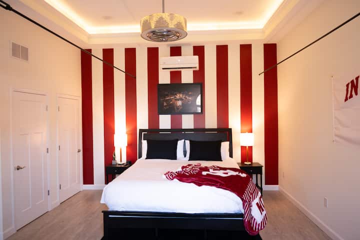 Hoosier Suite Modern Studio Downtown On The Square - 블루밍턴