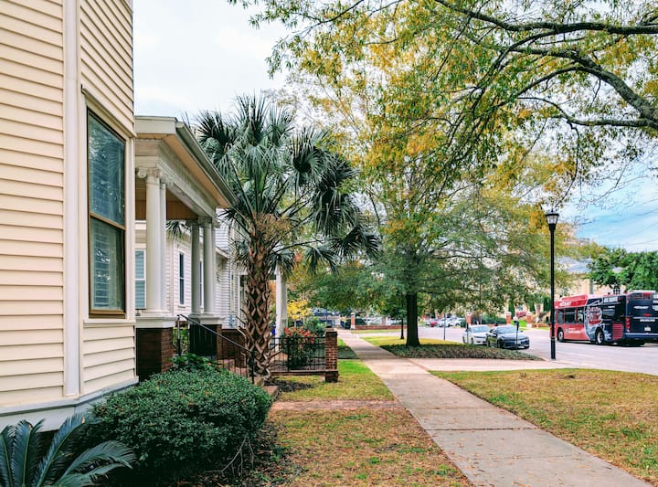 Historic Henderson | Walk To Usc - Columbia, SC