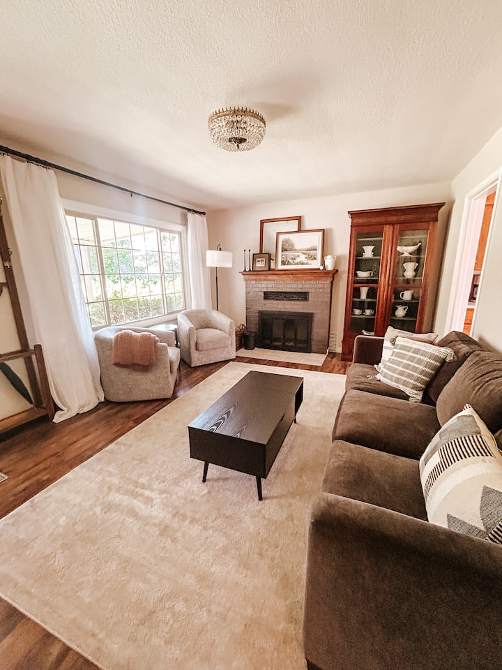 The Garden Hideaway - Medford, OR
