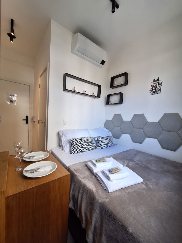 Studio W/ Pool, Gym And Next To Subway - Liberdade