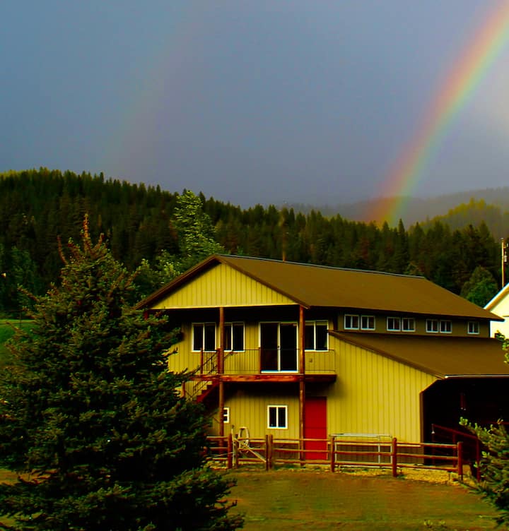 Heart Haven Farm
  Barndominium
3br/2ba
5 Beds - Garden Valley, ID