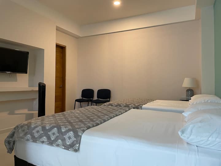 Habitaciones Privadas Para Grupos | 3 Recámaras - Cancún