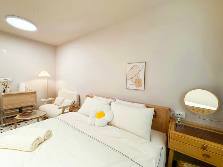 【Soft Vibes(•ᴗ•)】ximen Mrt 3min#kingsizebed - Taipeh