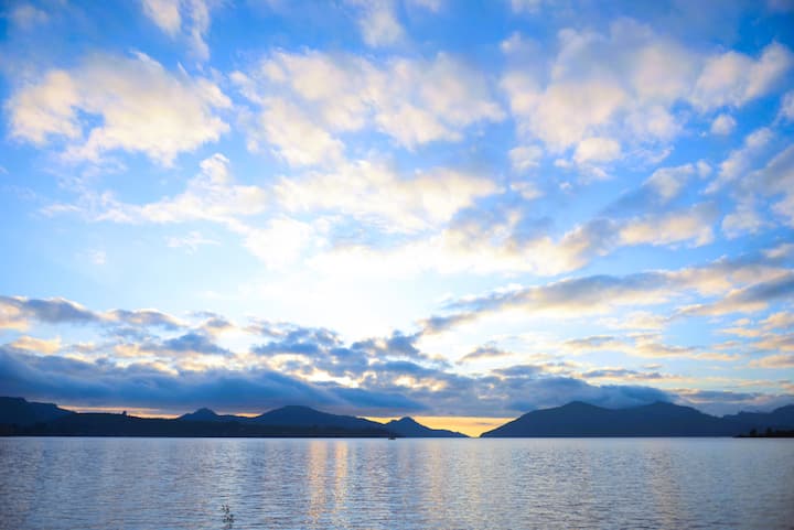Cabaña En Lago Colbun Con Tinas Calientes - Región de Maule, Chile