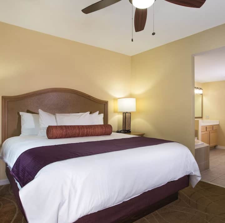 2 Bedrooms Plus Sofa Sleeper - Pompano Beach, FL