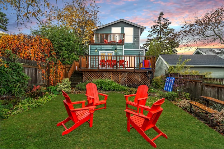 Lake View! ~ A/c ~ Amazing Location ~  Fam Frendly - Seattle, WA