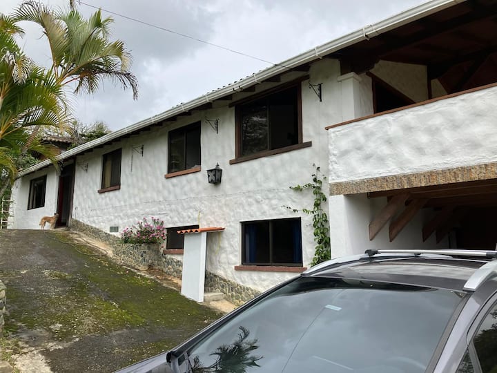 La Casa Grande Del Lago Calima - Calima