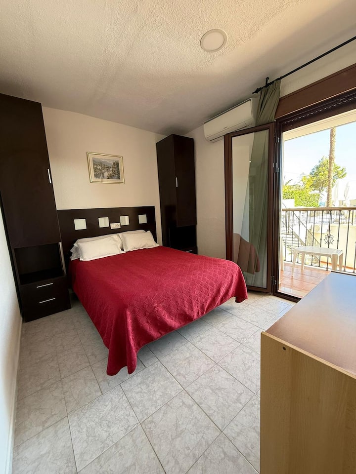 Habitación Doble 303 En Hotel Galera Del Mar Altea - Altea