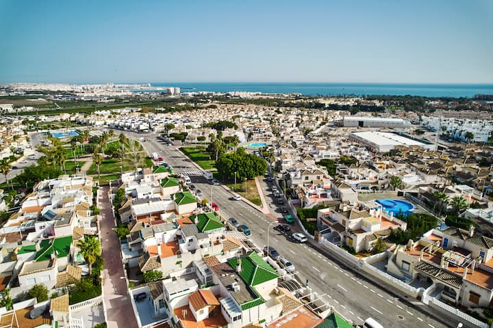 1bdr Apt W/ Terrace • Pool • Bbq • Work & Relax - San Miguel de Salinas