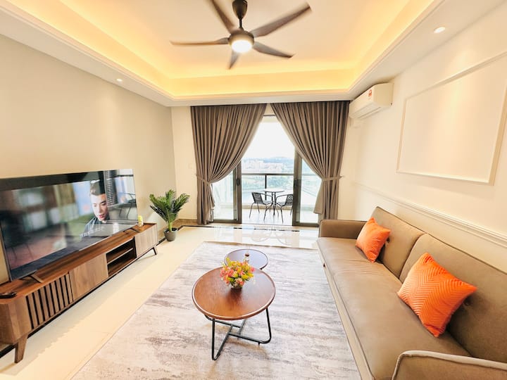 R&f Phase2 'Supreme Seaview' Level 47 4br 13-16pax - Johor Bahru