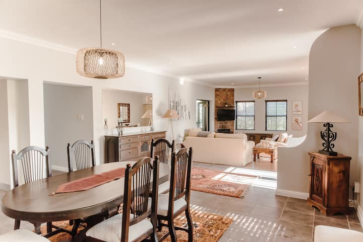 Comfy Cape Dutch At The Sea - Onrus