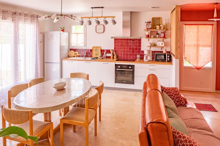 Agréable Maison Neuve "Colorée" - La Cotinière