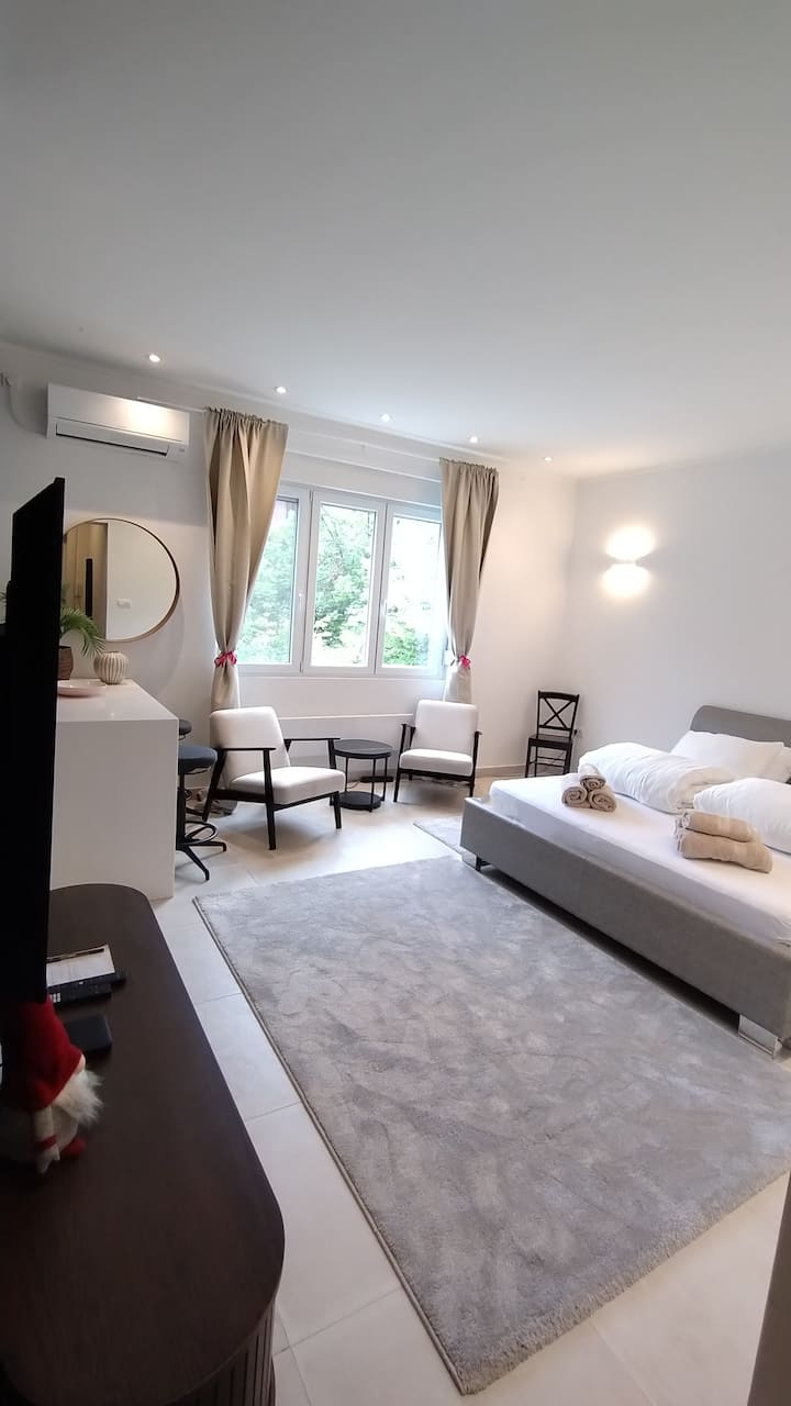 Njegoševa Studio In Heart Of Vracar - Belgrado