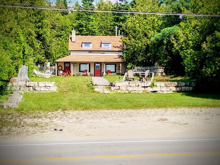 Lakeshore Retreat - Sauble Beach