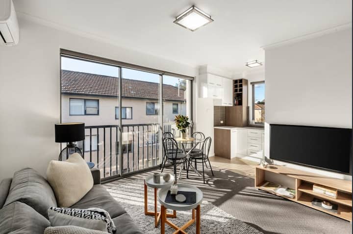 Bright - St Kilda Hill - St Kilda