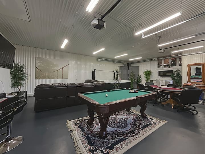 Chalet Le Palais Royal/jeux Arcade/billard/spa - Quebec