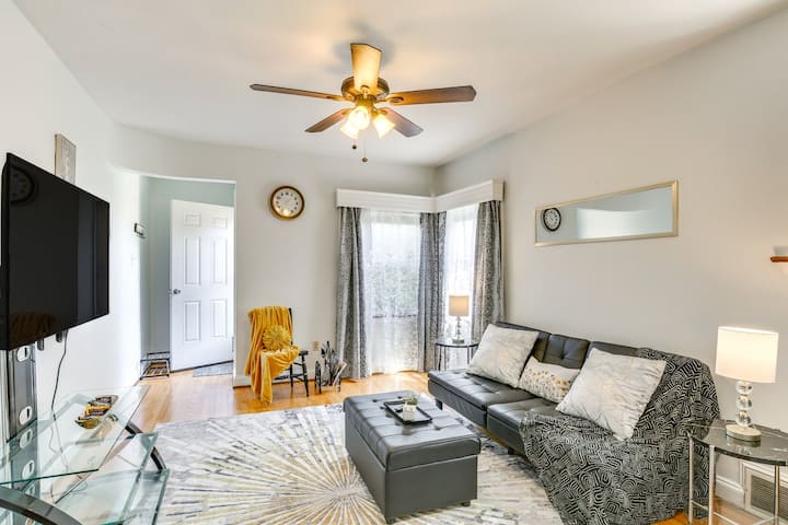 Vintage With A Touch Of Mod Ii - Berkeley, MO