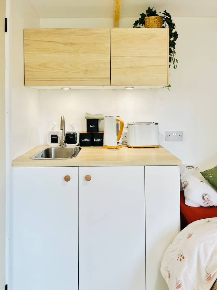 Cosy Garden Studio With Mini Outdoor - Cardiff