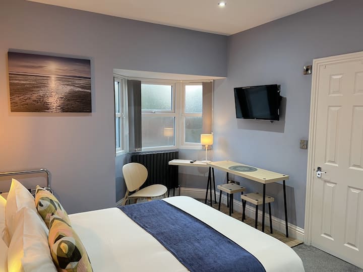 Melbury Rooms & Studios, Central Exeter - Room 6 - Exeter Airport (EXT)