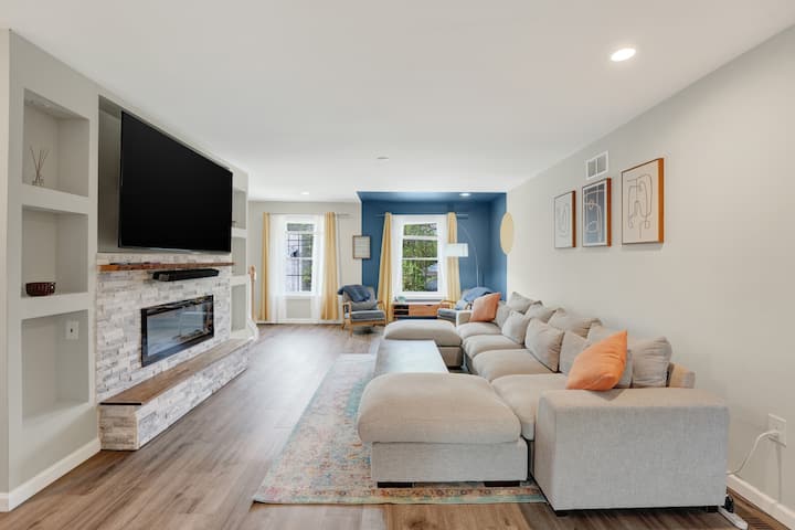Chic Modern Townhouse 4 Br | 4 B - Wilmington, DE