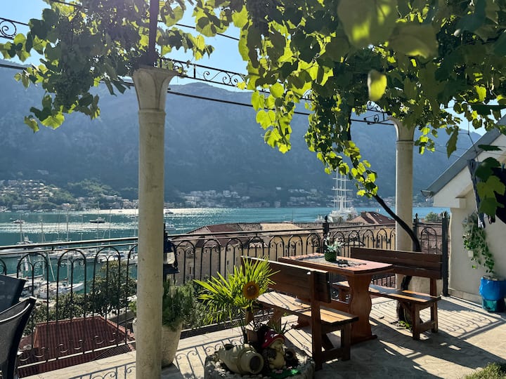 Old Town Gem • Rooftop Terrace With Bay View - Kotor