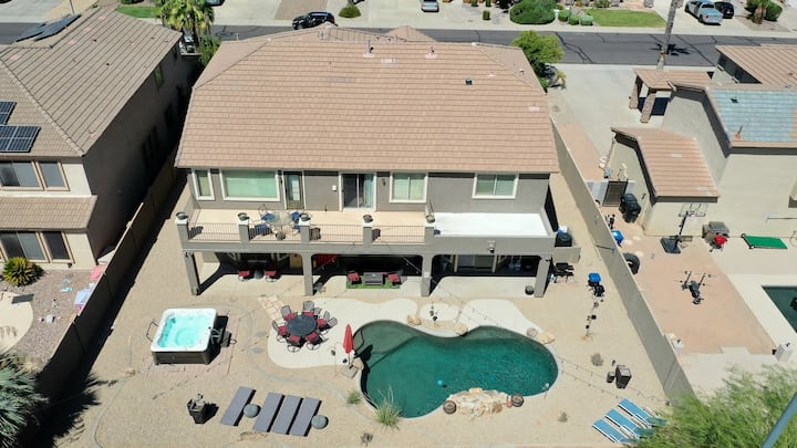 Mesa Retreat: Pool, Firepit, Hot Tub - Apache Junction, AZ